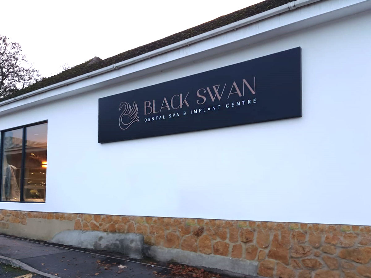 Illuminated Signs | Design & Manufacture | Signet Signs